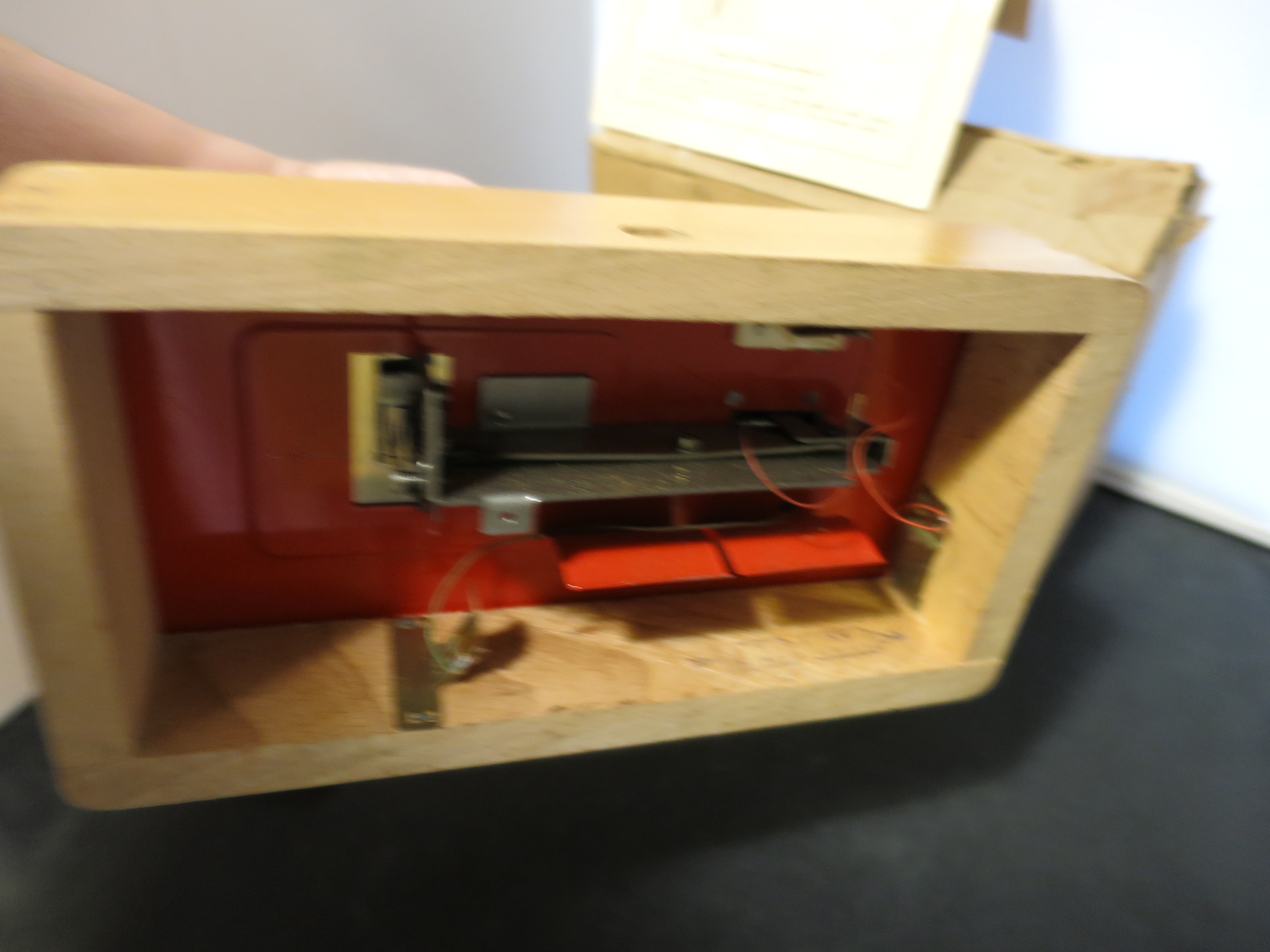 KAY an EE Sew Master Sewing Machine | TIAS — The Internet Antique Shop